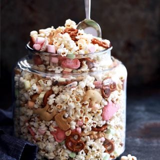 Animal Cookie Snack Mix - Melanie Makes