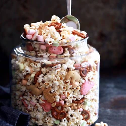 Animal Cookie Snack Mix - Melanie Makes